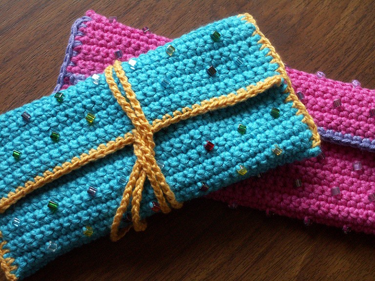 Pencil Box Made With Crocheted - Knittting Crochet
