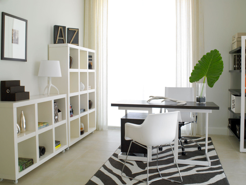Create Yourselves A Work Place At Home - Knittting Crochet